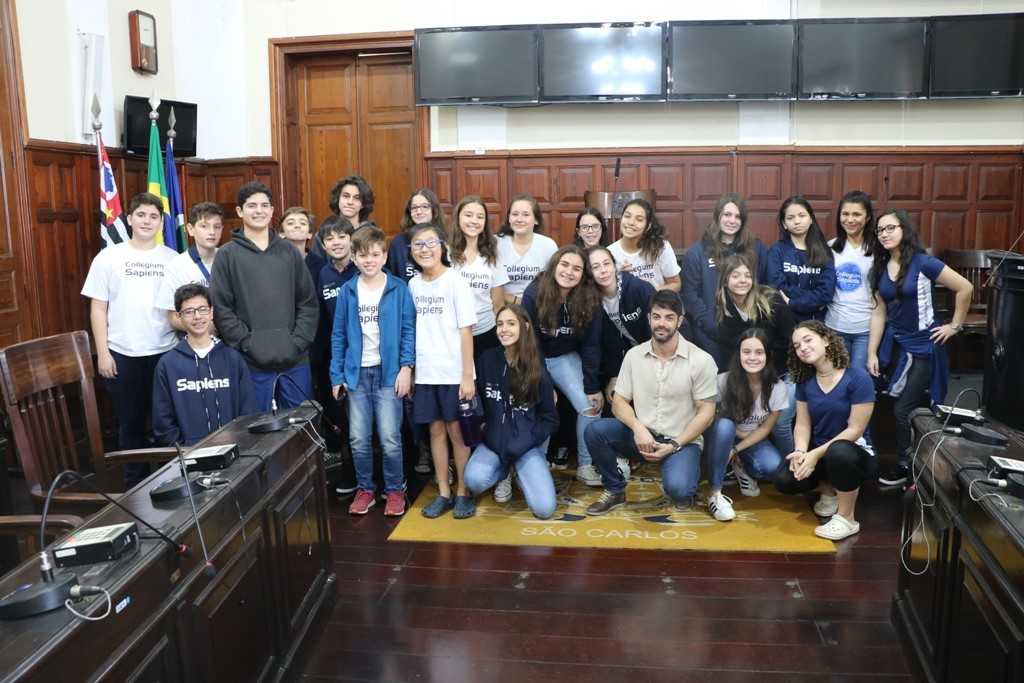 Alunos do Collegium Sapiens participam do projeto Visite a Câmara ...